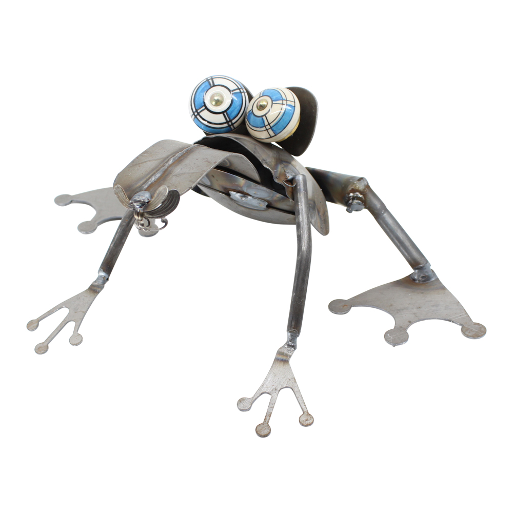Cross Eyed Frog Metal Sculpture